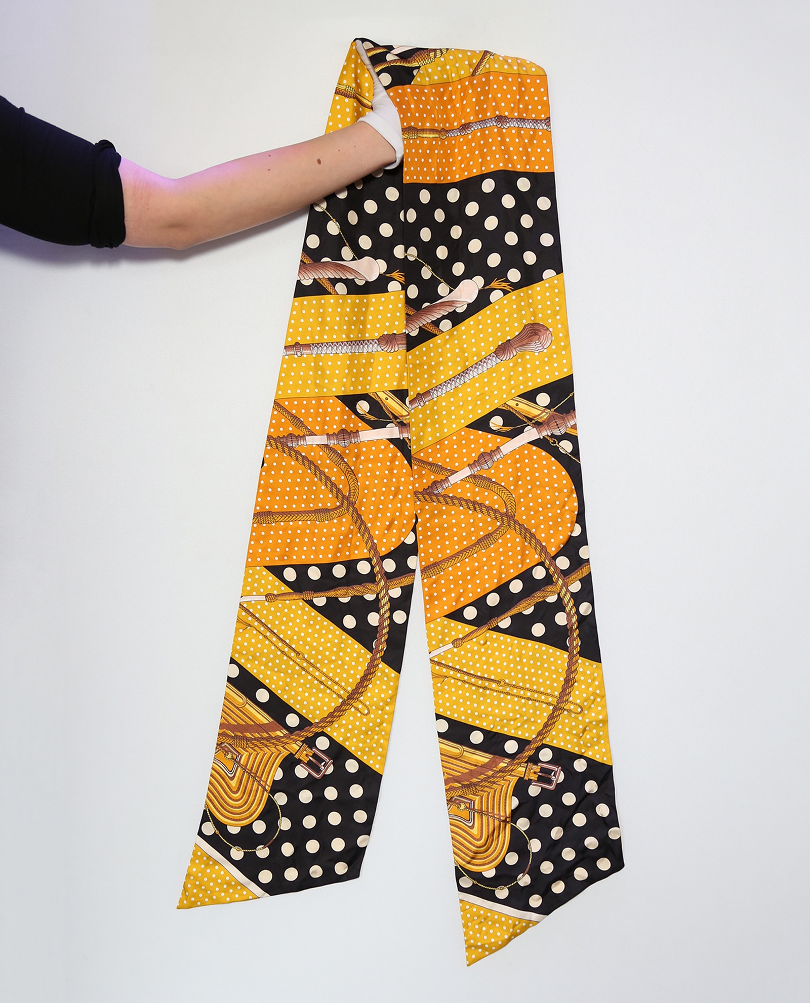 Hermes Maxi-Twilly, Scarves - Designer Exchange | Buy Sell Exchange