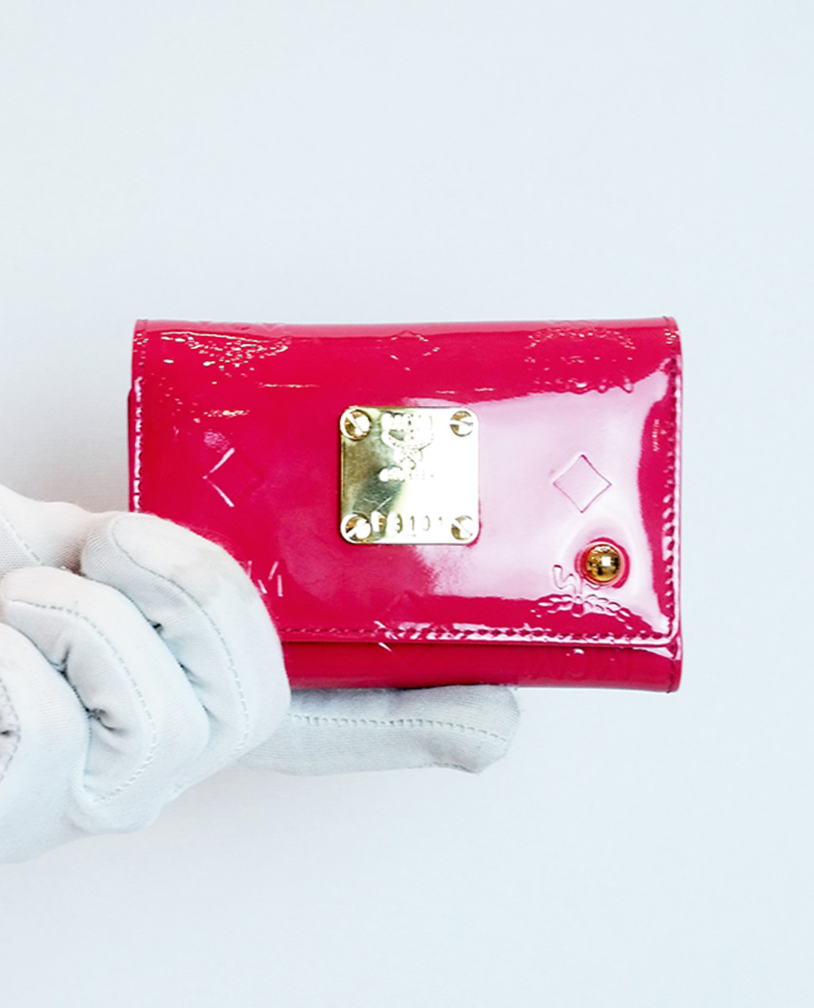 MCM Key Pouch, Small Leather Goods - Designer Exchange | Buy Sell Exchange