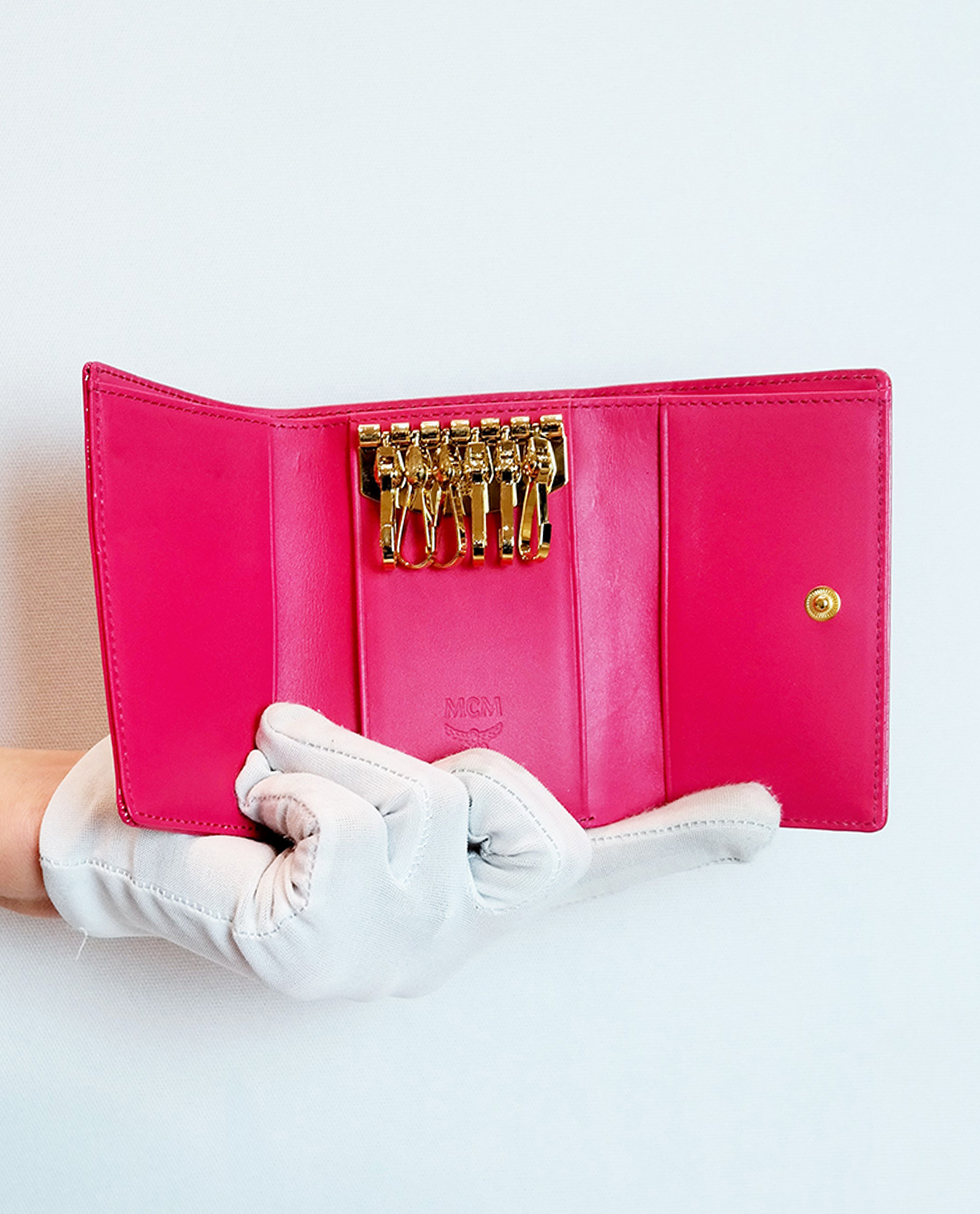 MCM Key Pouch, Small Leather Goods - Designer Exchange | Buy Sell Exchange